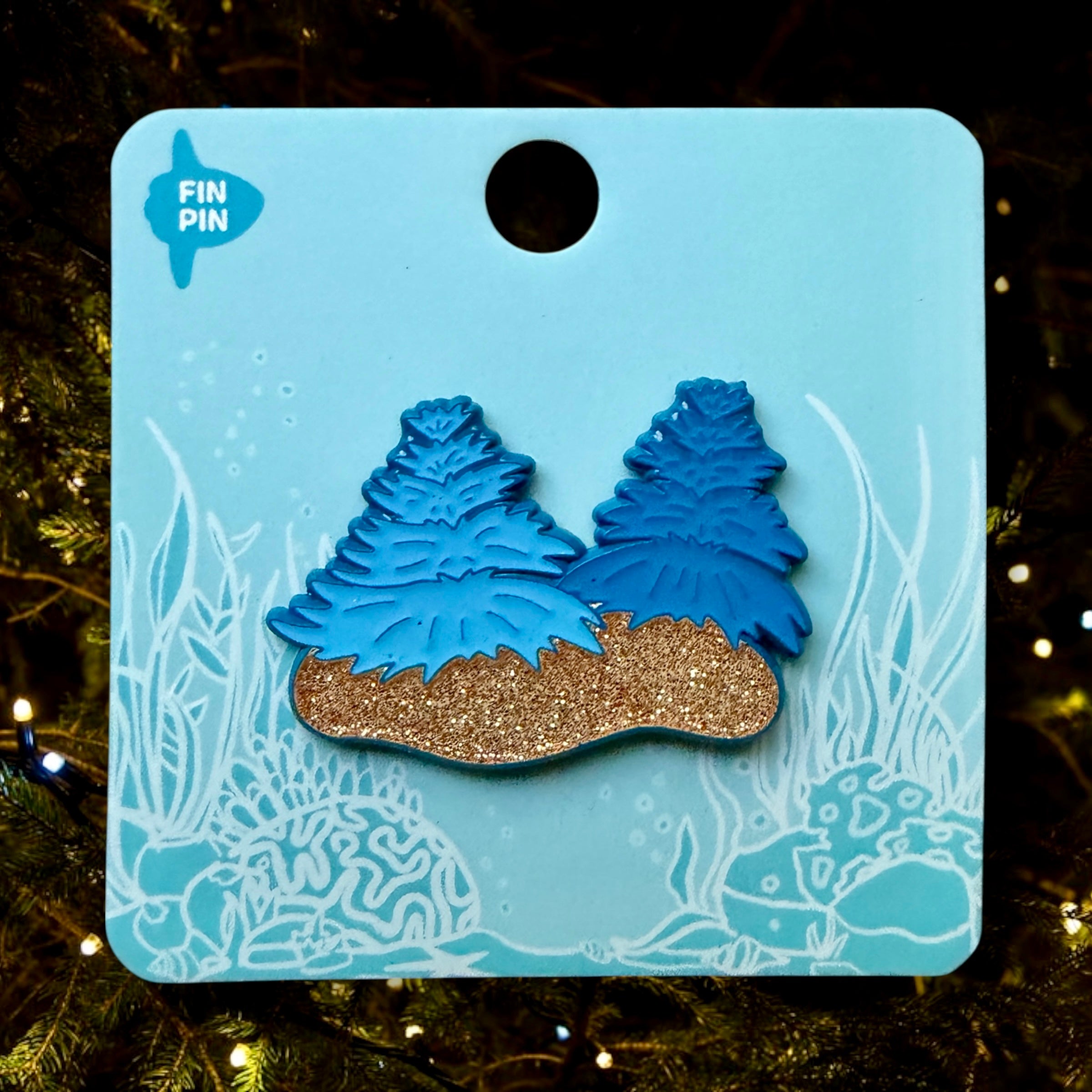 Christmas tree worm pin • Patreon design – Fin Pin Shop